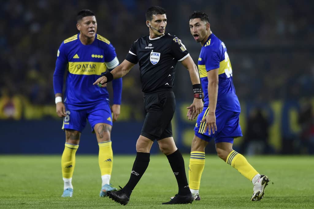 Andrés Merlos: cómo le fue dirigiendo a Boca y a River