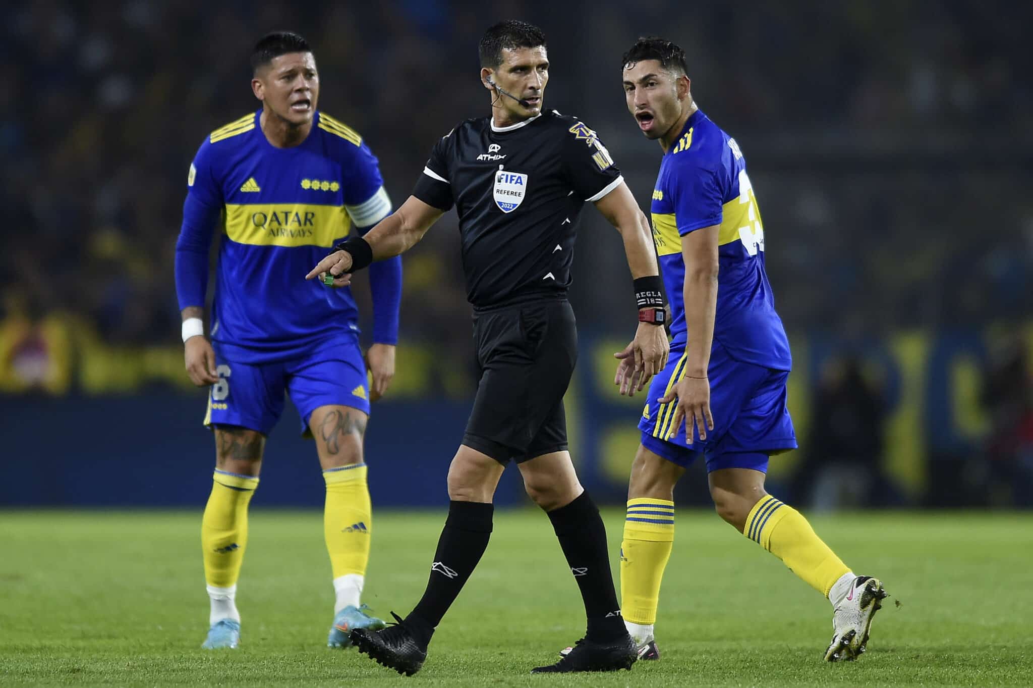 Andrés Merlos: cómo le fue dirigiendo a Boca y a River