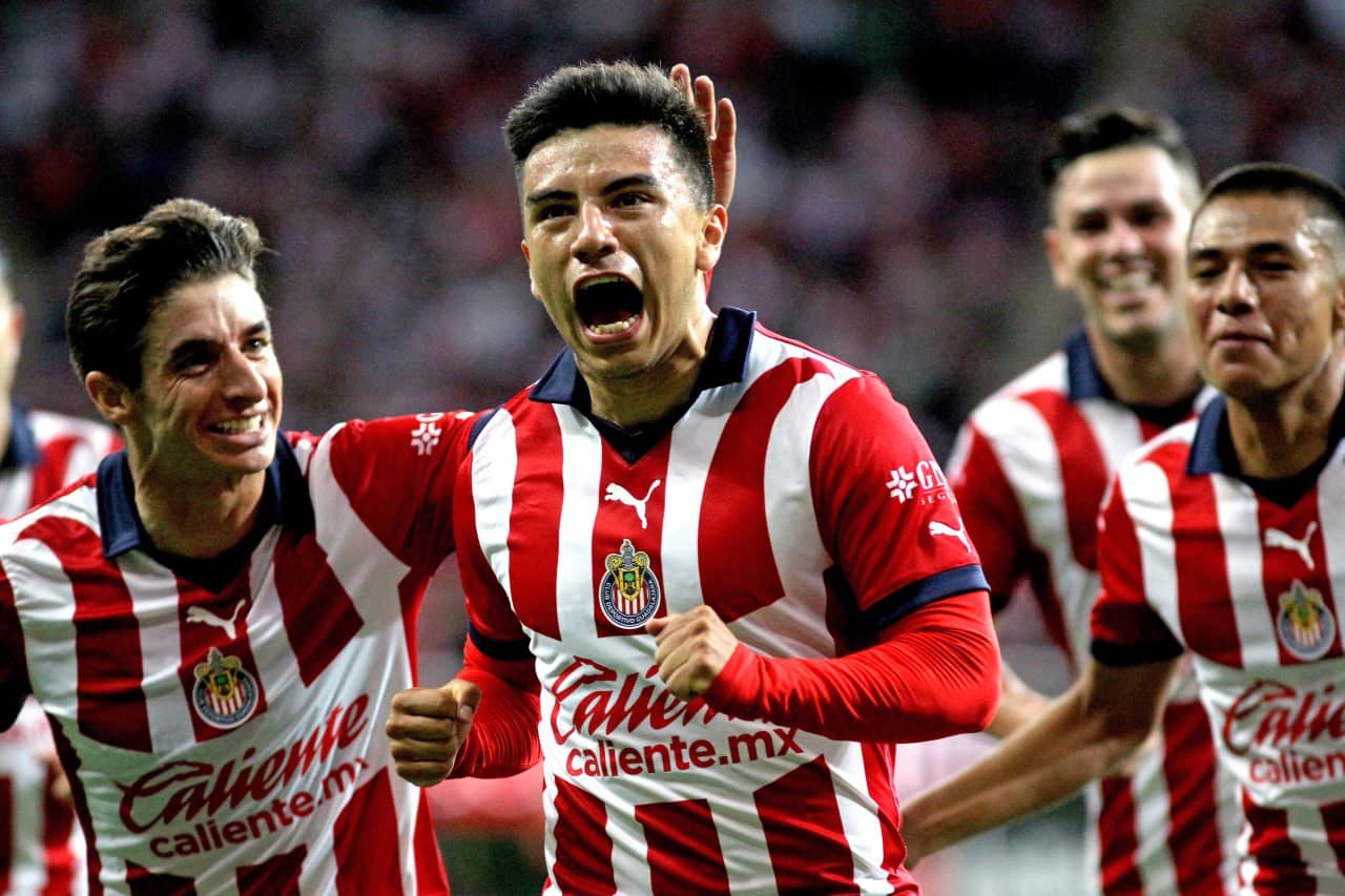 Cómo ver en vivo a Chivas en la Liga MX por TV y streaming