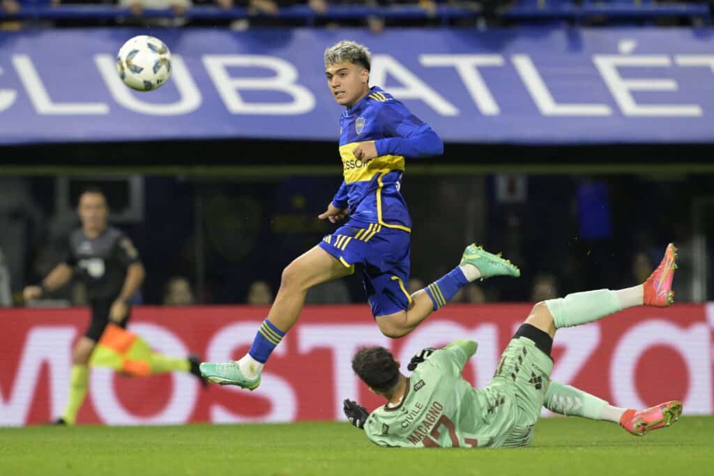 Exequiel Zeballos: grave lesión y adiós a la Libertadores