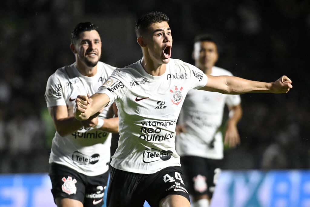 Gabriel Moscardo: Quién es la nueva joya del PSG de 18 años