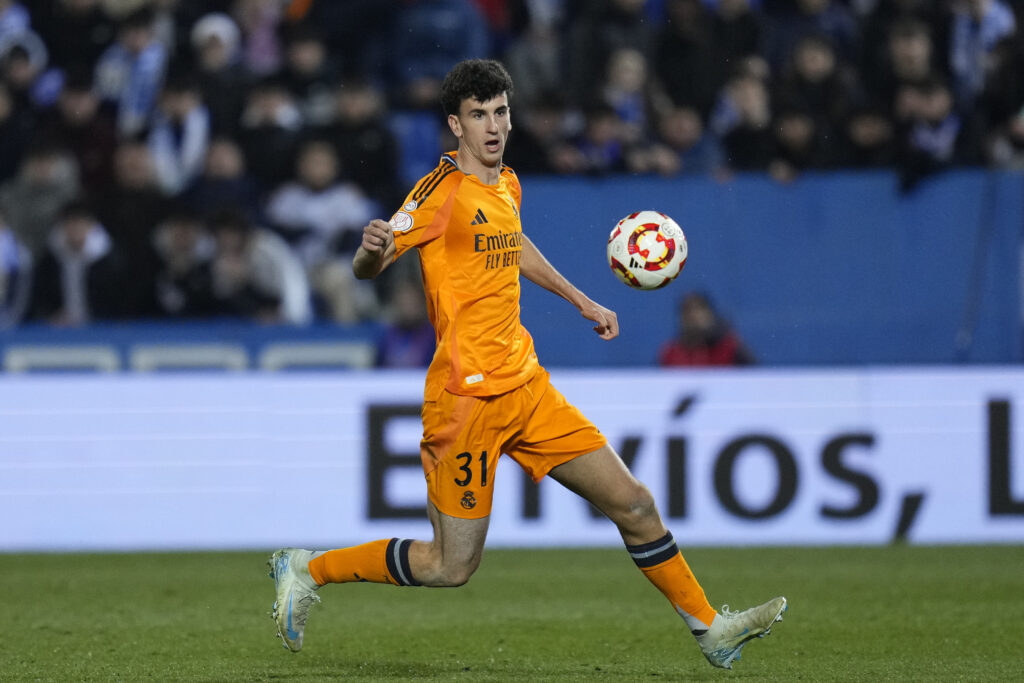 Jacobo Ramón: quién es, cómo juega y características del defensor