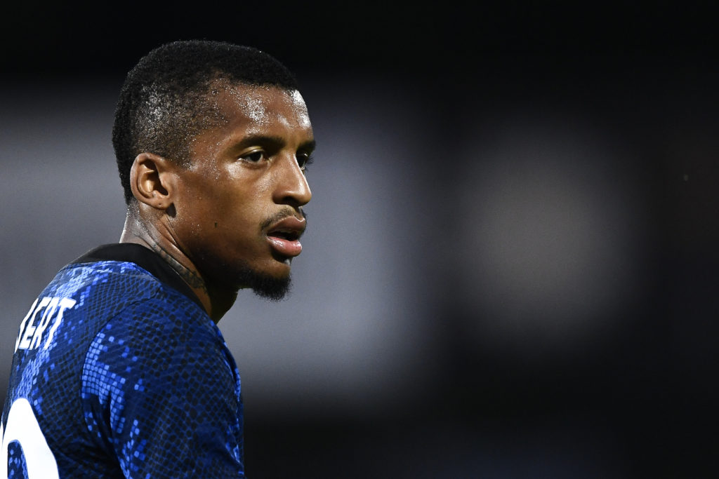 São Paulo analisa a contratação de Dalbert, lateral da Inter de Milão ...