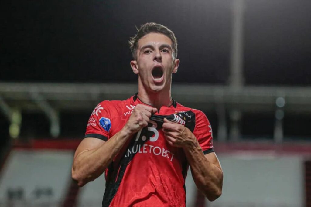 Vasco quer empréstimo de Shaylon até dezembro de 2024