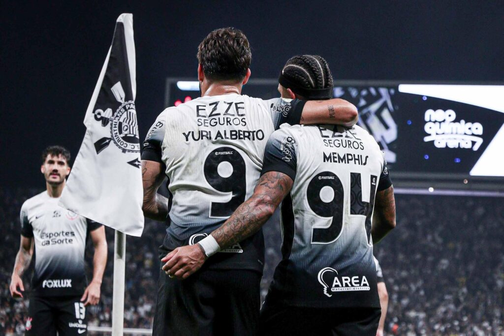 Memphis Depay se declara para o Corinthians e faz apelo a Yuri Alberto: "Não pode sair ...